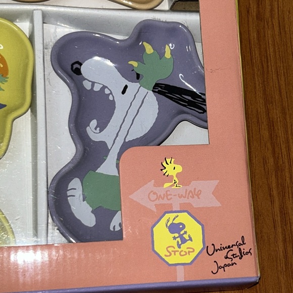 Peanuts | Dining | Brand New In Box Universal Studios Japan Peanuts ...